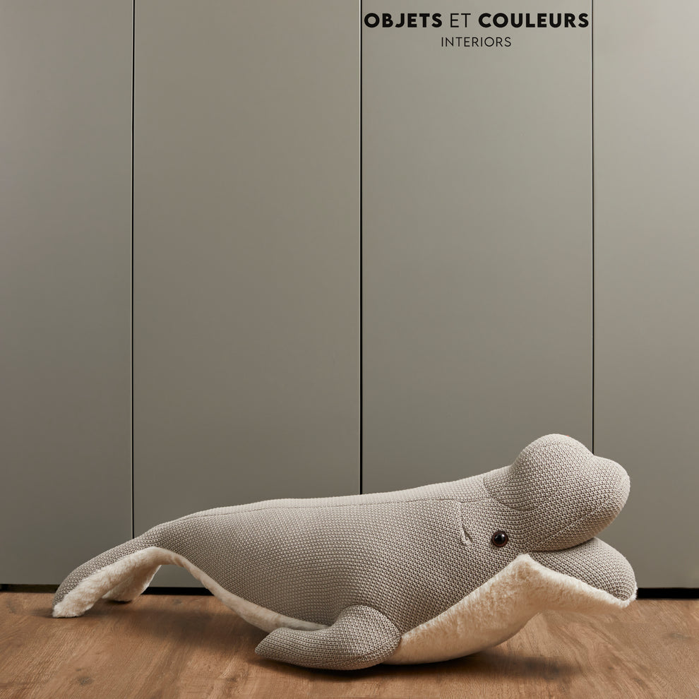 Grey Beluga Pouf – Objets Et Couleurs Interiors